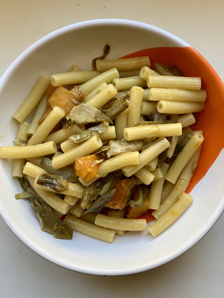 Sedani rigati, carciofi e zucca. - chiaramaci